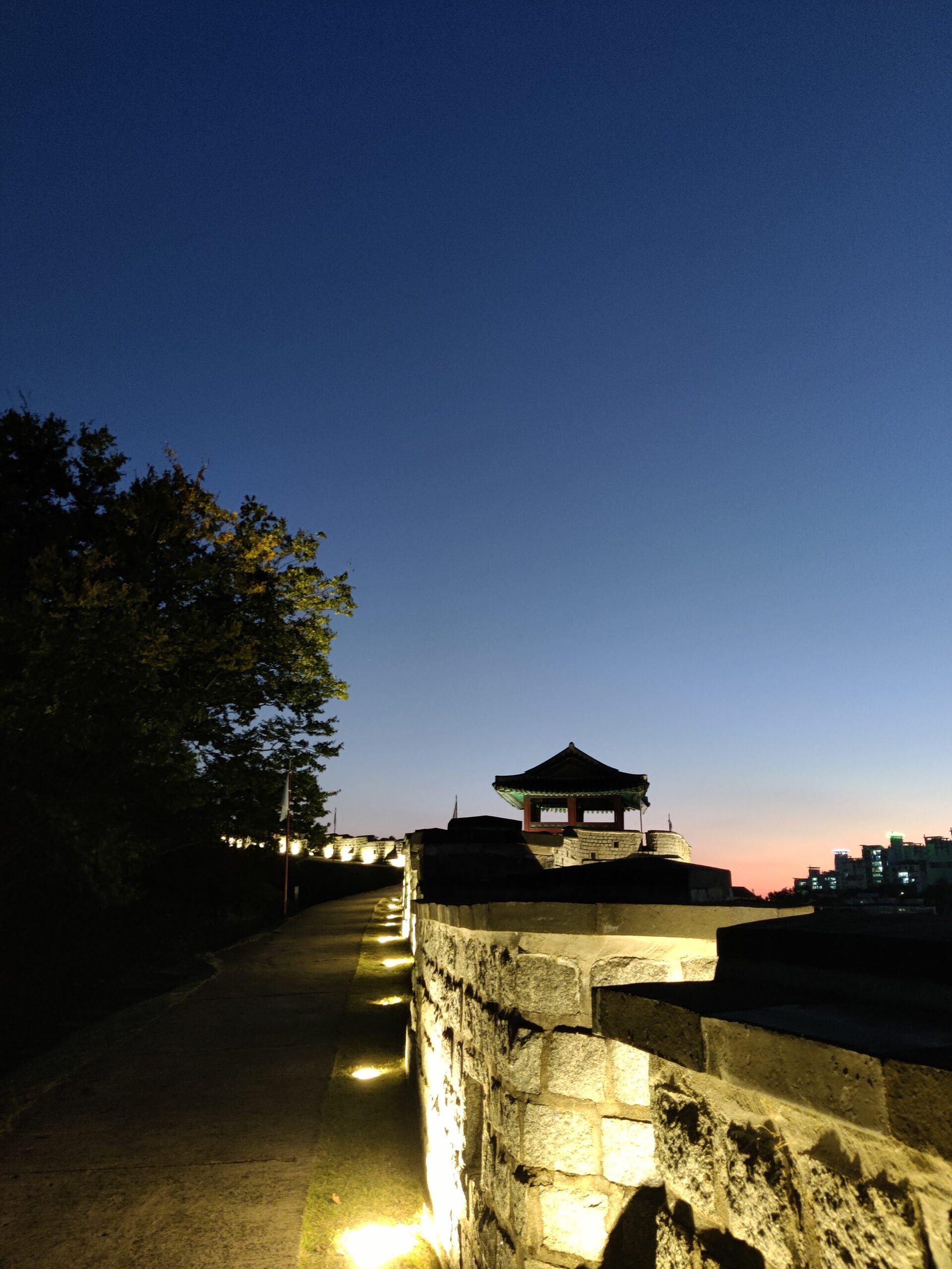 Day Trip To The Stunning Suwon Fortress - A Free Soul Abroad