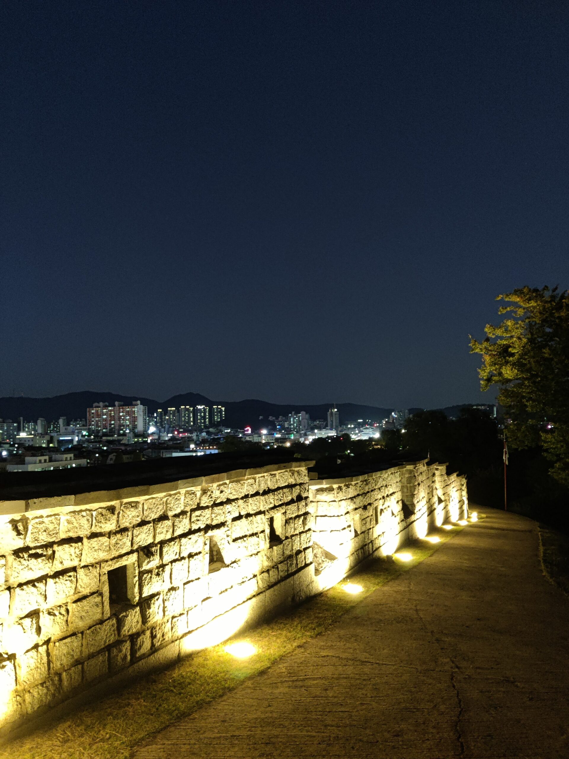 Day Trip To The Stunning Suwon Fortress - A Free Soul Abroad