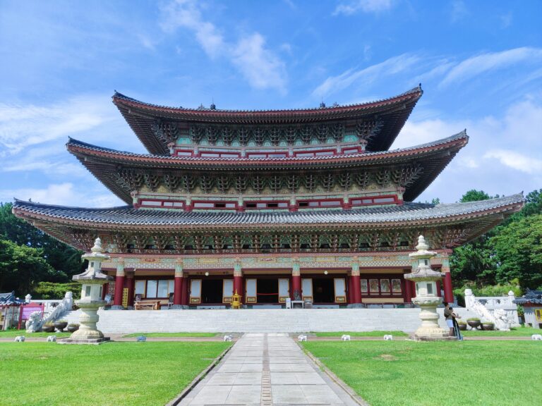 15 Of South Korea's Most Fascinating Temples - A Free Soul Abroad